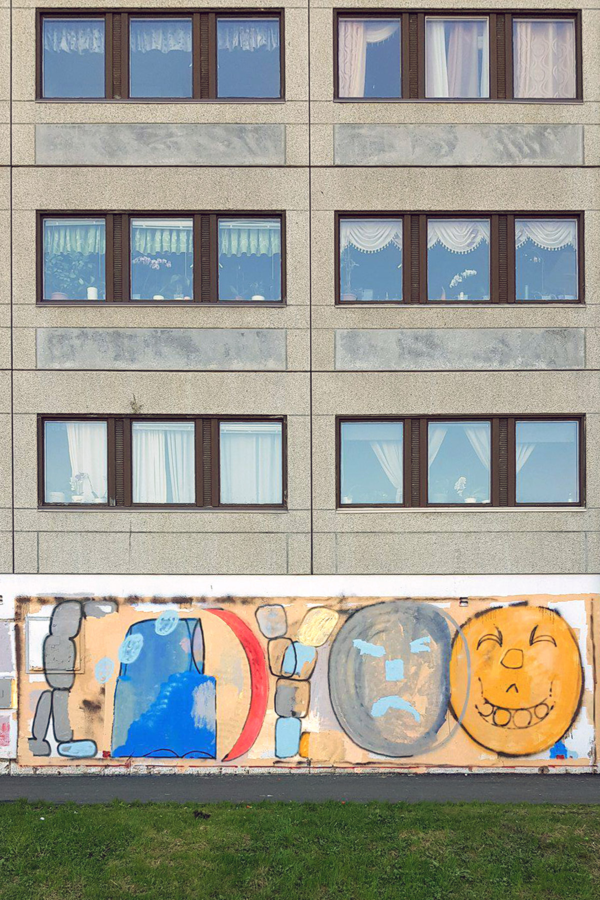 Artist Spotlight: EKTA | The Heart of Design and Art